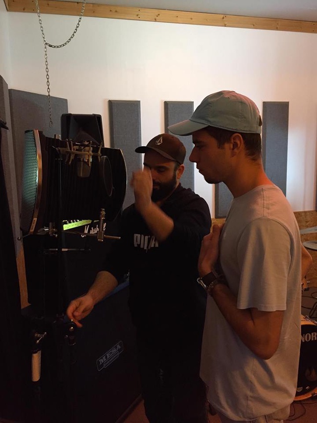 ONEY • 1er ALBUM et CLIP