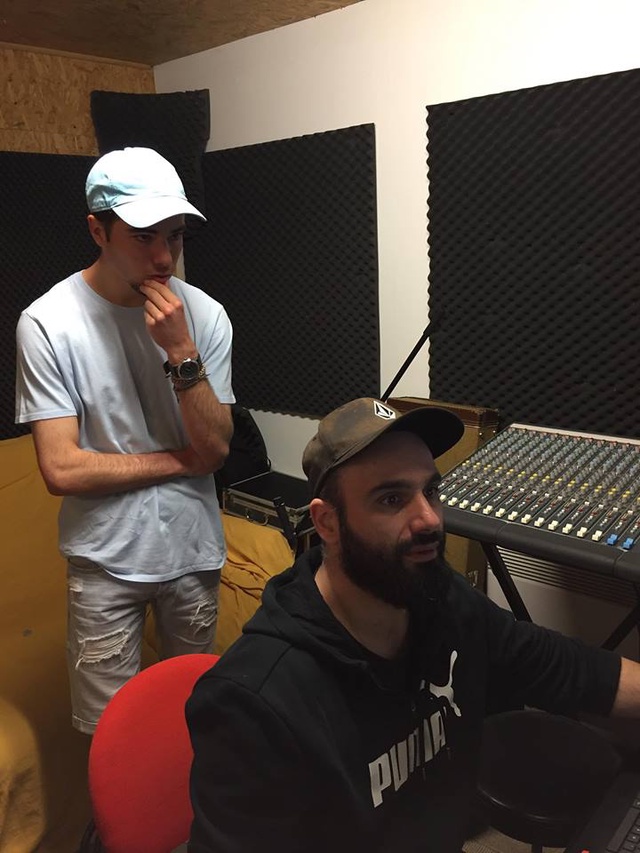 ONEY • 1er ALBUM et CLIP